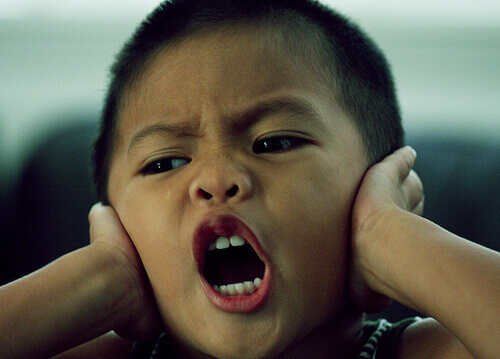 Suivez ces conseils pour arrêter de crier à la maison - Être parents