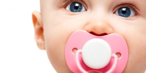 Quelle est la meilleure tétine pour mon bébé? - Être parents